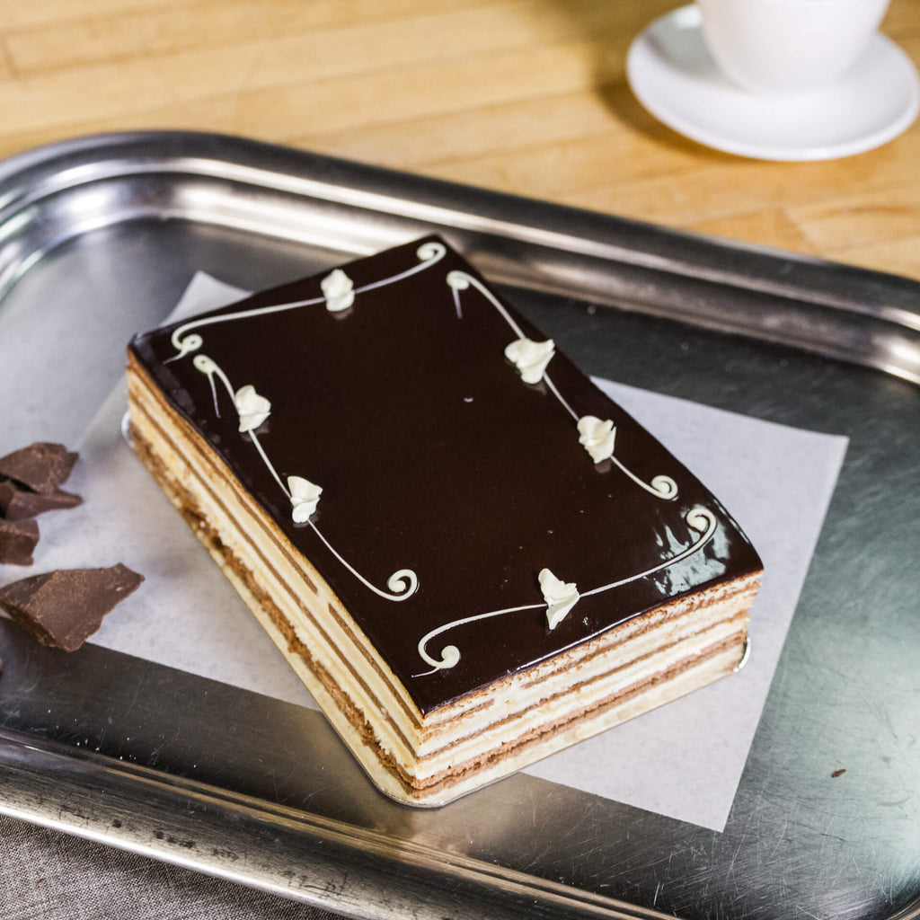 Black and White Cake – Chocolada Bakery
